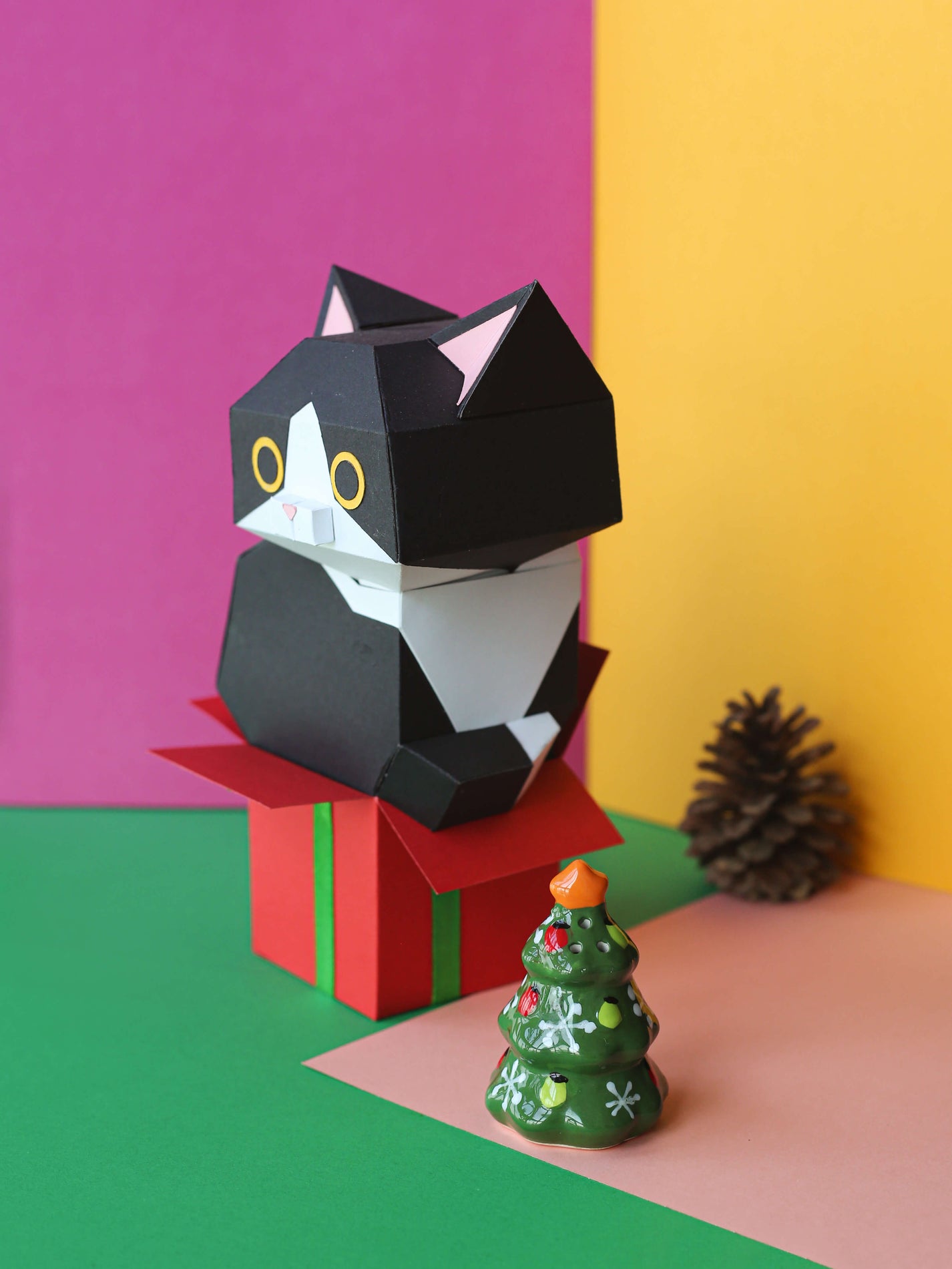 Cat Sit in Box Papercraft Template | Cat Decor | ElkaYang – Elka Yang