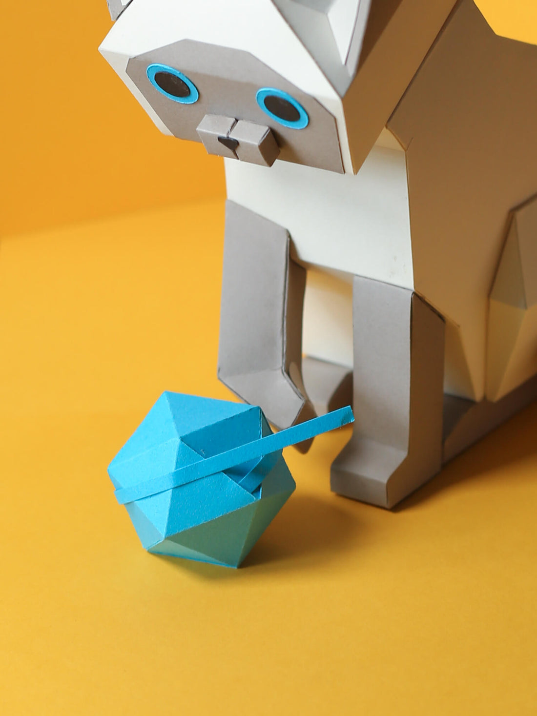 Cat Play Yarn Ball Papercraft Template | Cat Decor | ElkaYang – Elka Yang